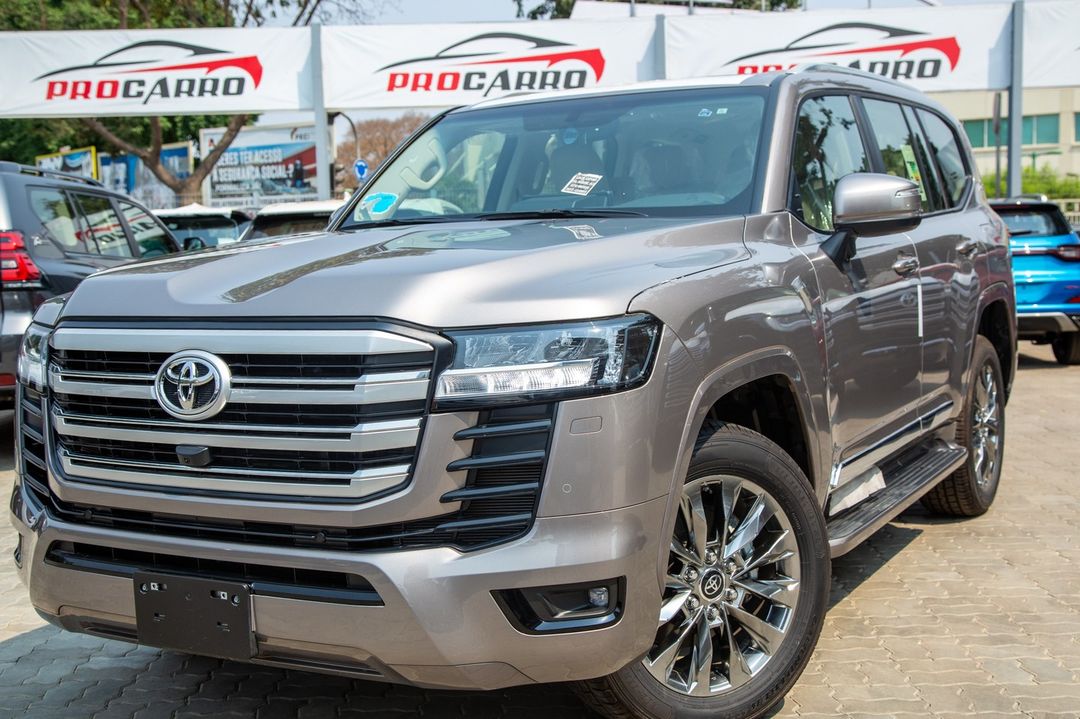 LC300 GXR 3.5L Twin Turbo AT 2022 Gasolina | Compre seu carro novo.