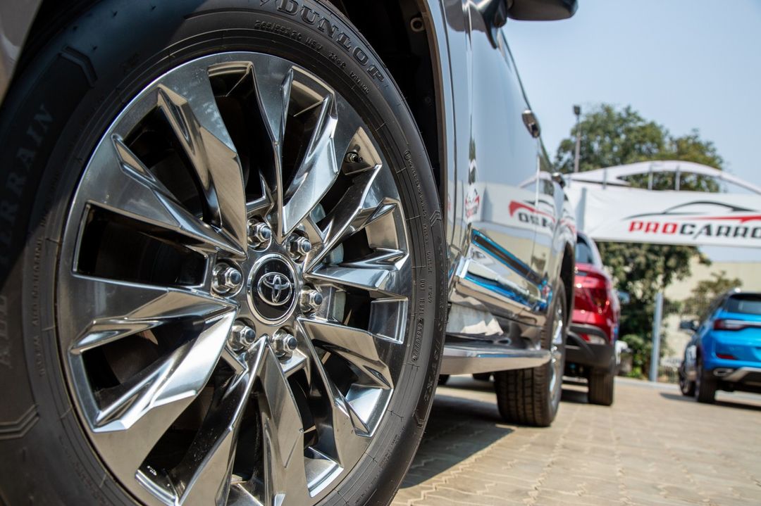 LC300 GXR 3.5L Twin Turbo AT 2022 Gasolina | Compre seu carro novo.