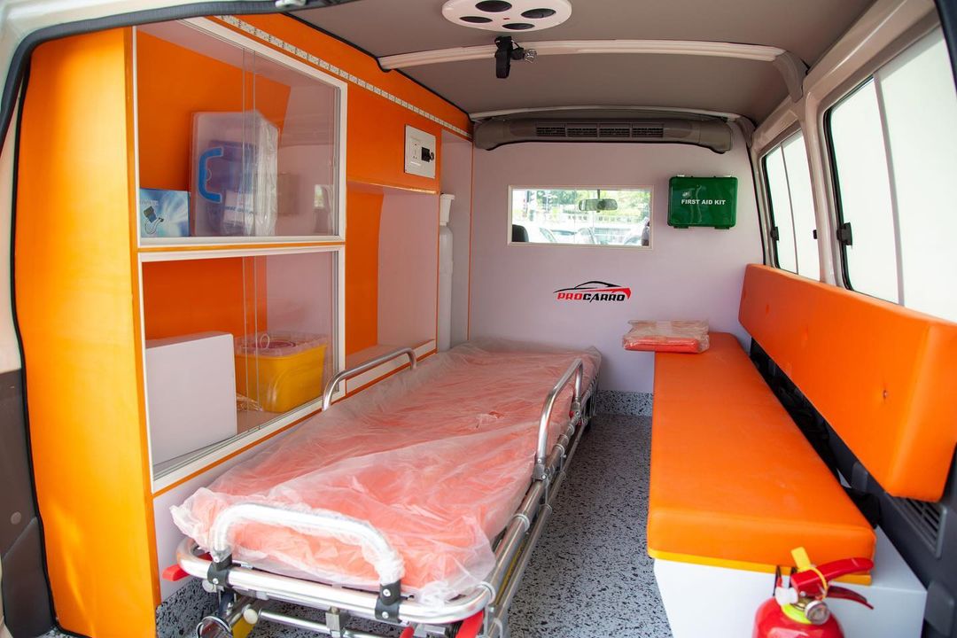 Ambulance Toyota Land Cruiser | Compre seu carro novo 👍️.
