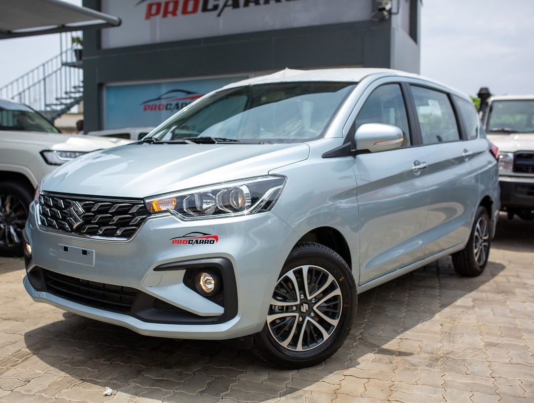 Suzuki Ertiga 1.5L AT | Compre seu carro novo 👍️.